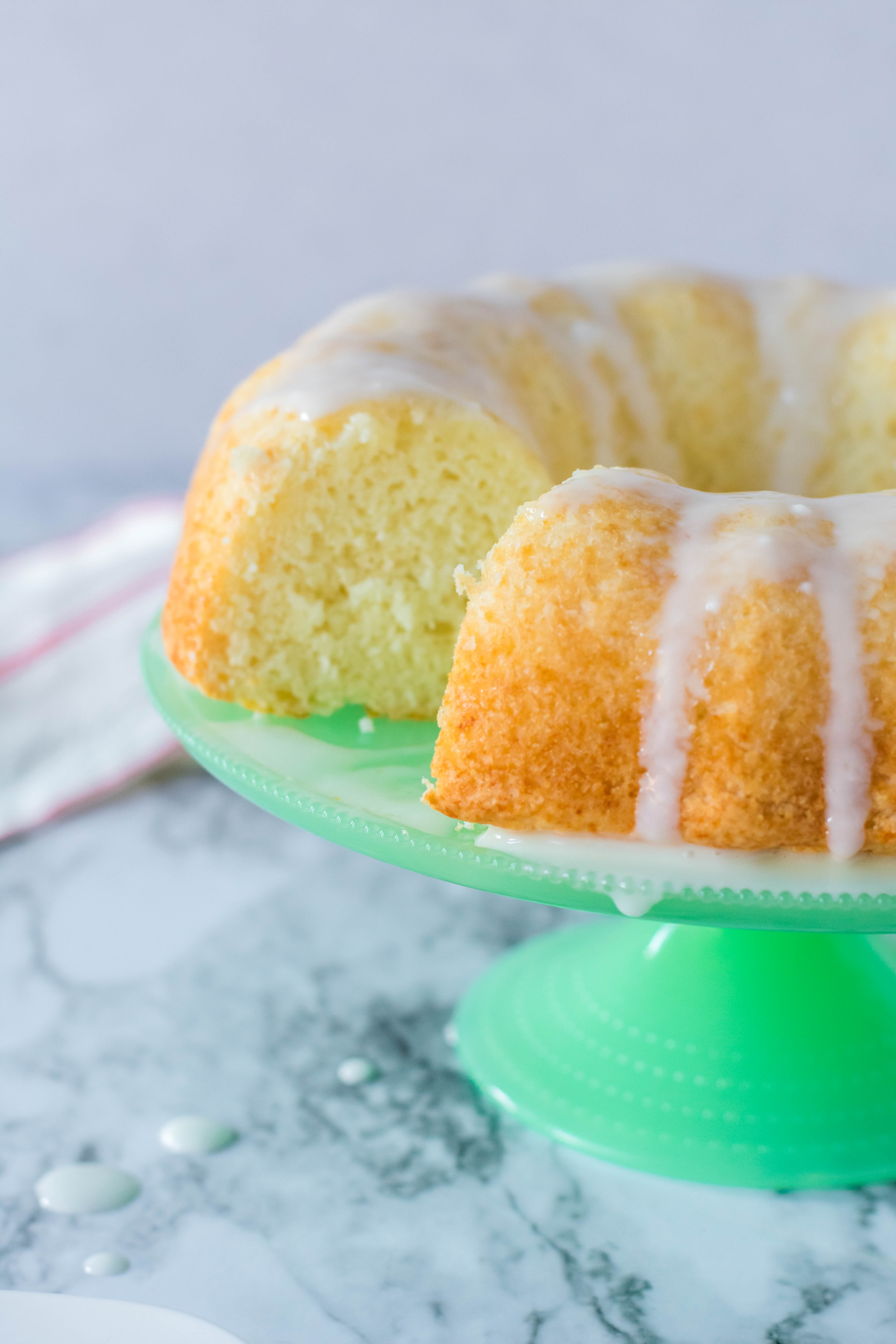2 Ingredient Mountain Dew Cake