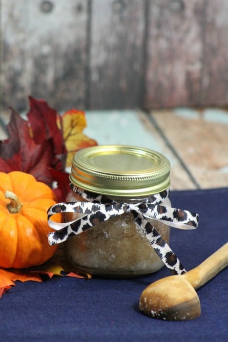 Cinnamon Roll Body Scrub Recipe - Farmer's Wife Rambles