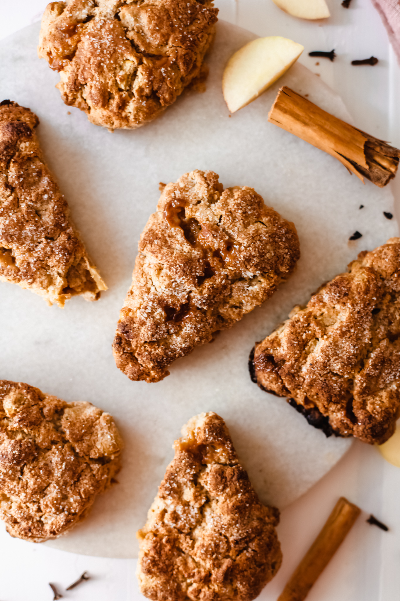 Apple Pie Scones - Farmer's Wife Rambles
